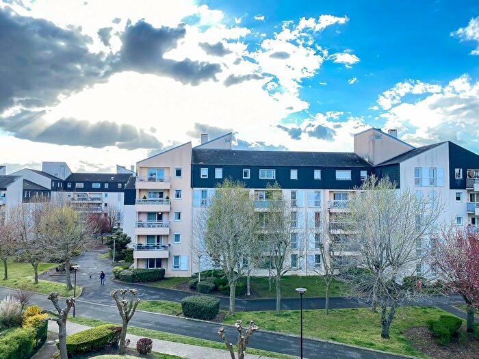 Appartement à vendre - Éragny, Challe - 4 pièces - 3 chambres