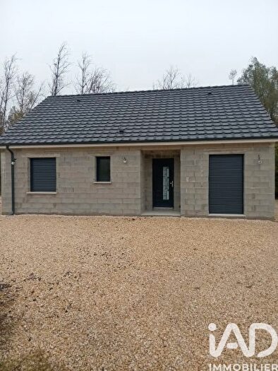 Maison à vendre - Mehun-sur-Yèvre - 3 pièces - 2 chambres