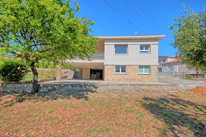 Maison à louer - Saint Claude Canton Sud, Grasse - 4 pièces - 3 chambres