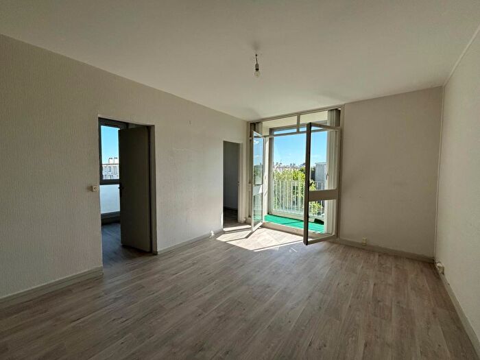 Chenôve, Chenôve : Appartement 3 pièces à louer
