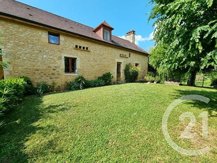 Maison 5 pièces à Cénac-et-Saint-Julien, à louer