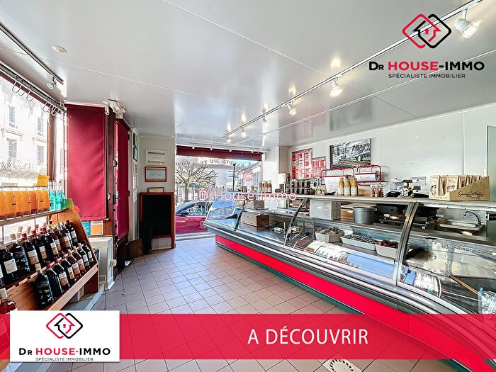 Maison à vendre - Aubeterre-sur-Dronne - 6 pièces - 2 chambres