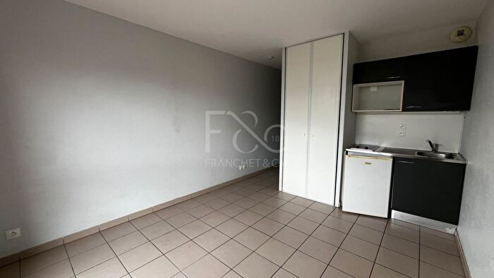Appartement 1 pièce à Villeurbanne, Grand Clément, à louer