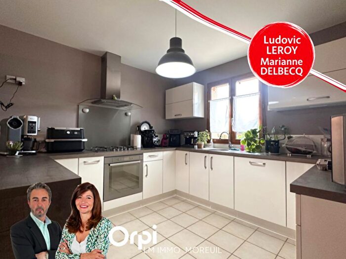 Maison 5 pièces à Hailles, à vendre