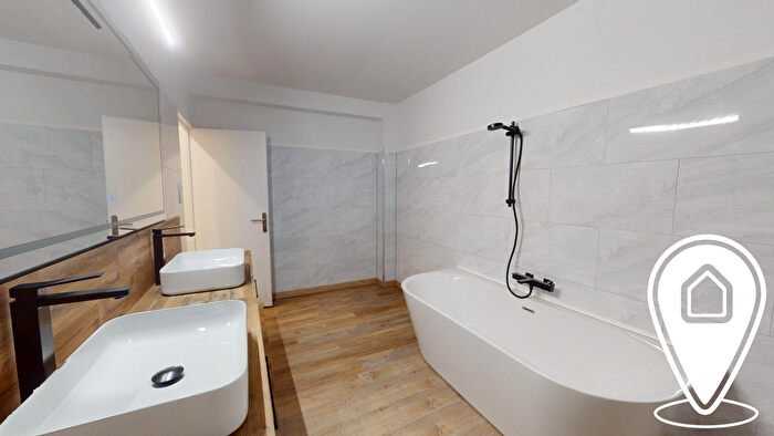 Appartement à vendre - Thionville - 4 pièces - 3 chambres