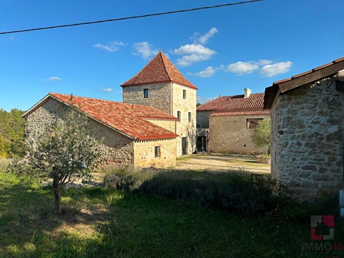 Maison à vendre - Bélaye - 12 pièces - 7 chambres