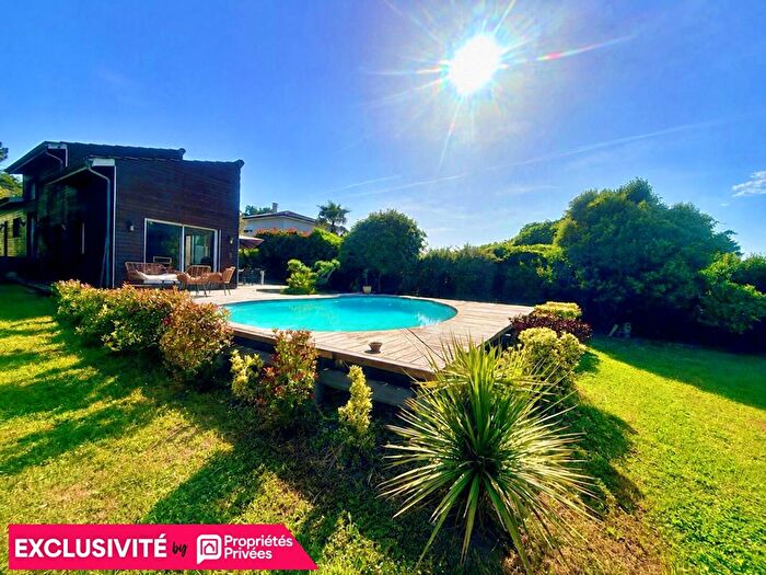 Maison 6 pièces à Quinsac, à vendre