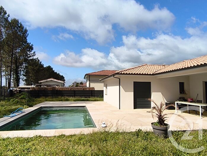 Maison 5 pièces à Mios, à vendre