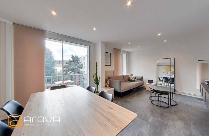 Appartement à vendre - Saint-Martin-dHères, Croizat - 4 pièces - 3 chambres