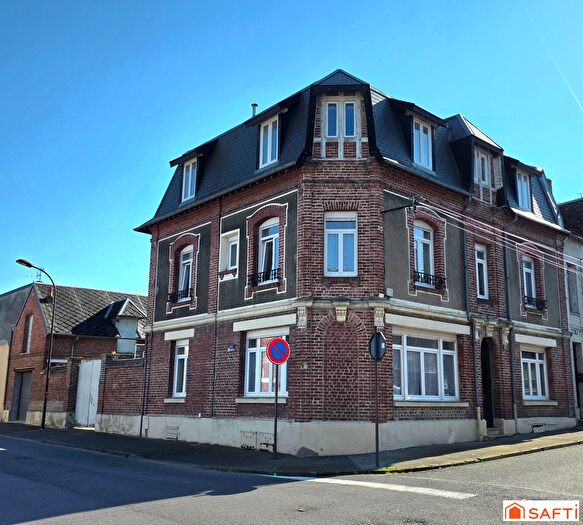 Maison à vendre - Saint-Quentin, Vermandois - 8 pièces - 5 chambres