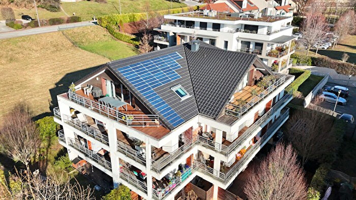 Appartement à vendre - Divonne-les-Bains - 5 pièces - 4 chambres