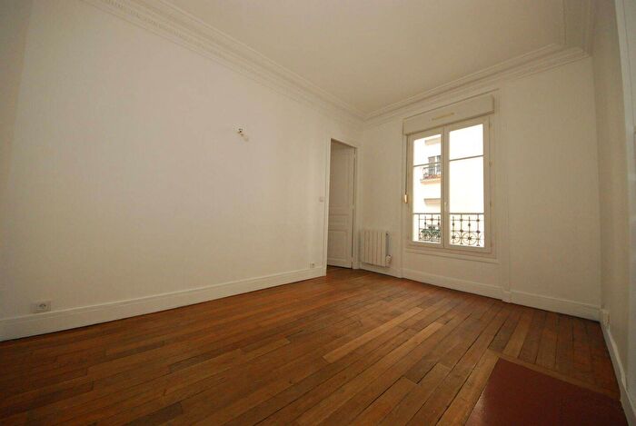 La Fourche-Guy Môquet, Paris 17ème arrondissement - Appartement 2 pièces à louer