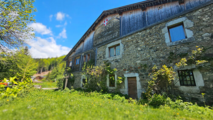 Maison à vendre - Arâches-la-Frasse - 5 pièces - 4 chambres