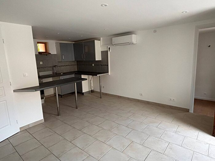 Appartement à louer - Bormes-les-Mimosas - 4 pièces - 2 chambres