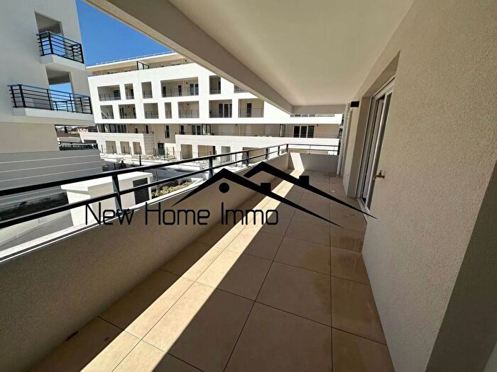 Appartement à louer - Marseille ème arrondissement - 3 pièces