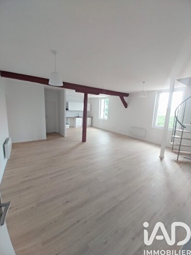 Le Mée-sur-Seine, Le Village : Appartement 5 pièces à louer