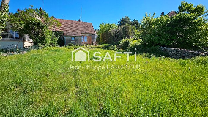 Chargey-lès-Gray : Maison 5 pièces à vendre