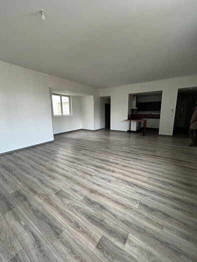 Appartement à louer - Limoges, Centre-ville, Hôtel de Ville, Emailleurs - 5 pièces