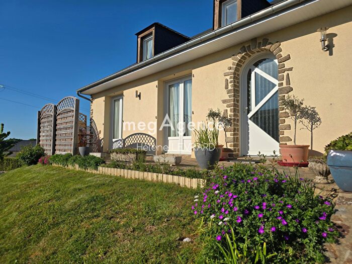 Maison à vendre - Châtres-la-Forêt - 7 pièces - 5 chambres