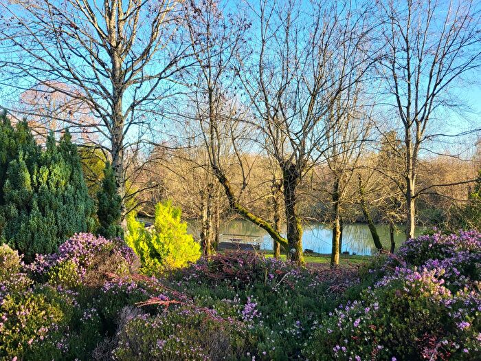 Maison à vendre - Grez-sur-Loing - 9 pièces - 5 chambres