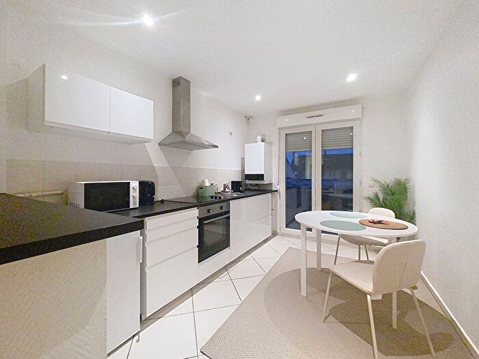 Appartement à louer - Ouest, Amnéville - 2 pièces - 1 chambre