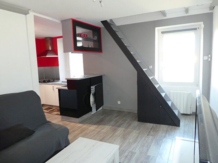 Appartement 2 pièces à Avon, Centre-ville, Village, à louer