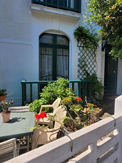 Maison à vendre - Arcachon, Saint-Ferdinand - 4 pièces - 3 chambres