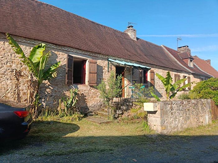 Maison 5 pièces à louer - Hautefort