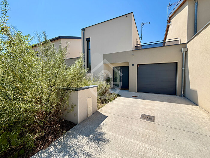 Maison 4 pièces à vendre à Valence, Châteauvert, Thibert