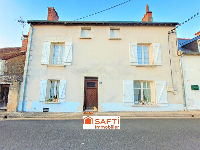 Maison à vendre - Descartes - 3 pièces - 2 chambres