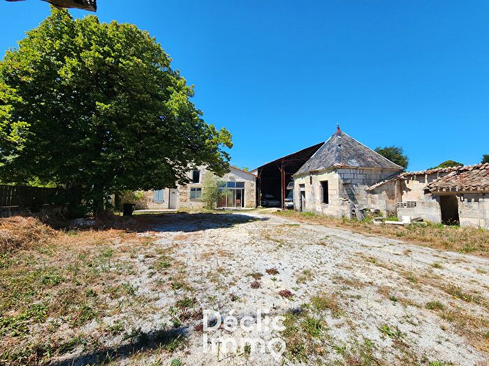 Maison à vendre - Vindelle - 6 pièces - 3 chambres