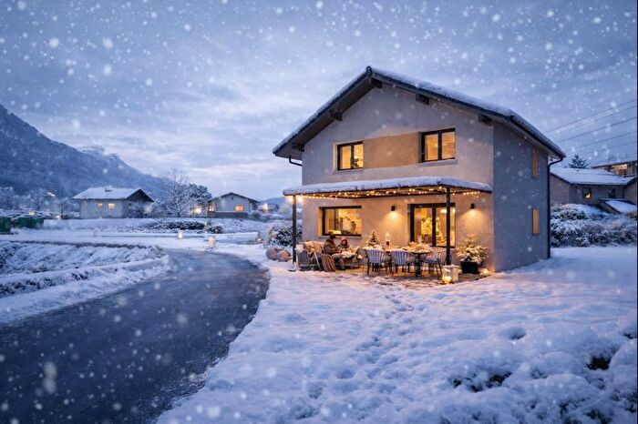 Maison à vendre - Scionzier - 4 pièces - 3 chambres