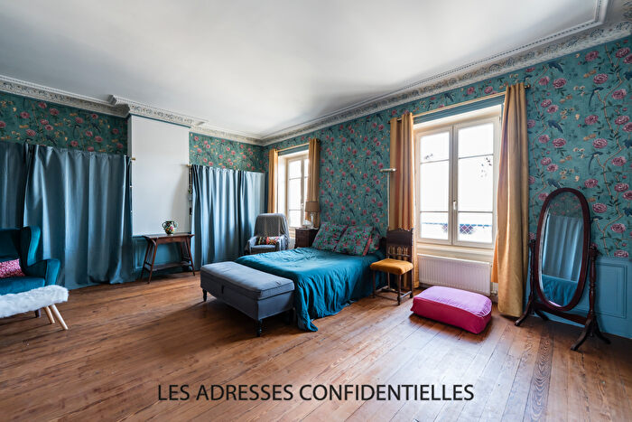 Maison à vendre - Irigny - 10 pièces - 7 chambres