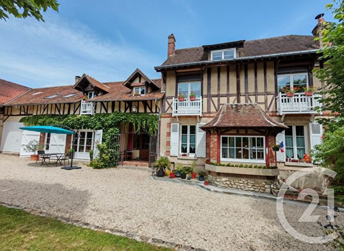 Chaumont-en-Vexin - Maison 9 pièces à vendre