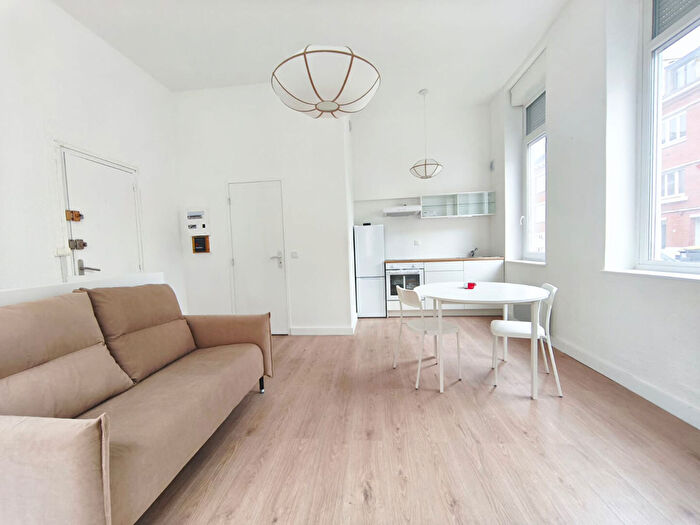 Lille, Wazemmes : Appartement 1 pièce à louer