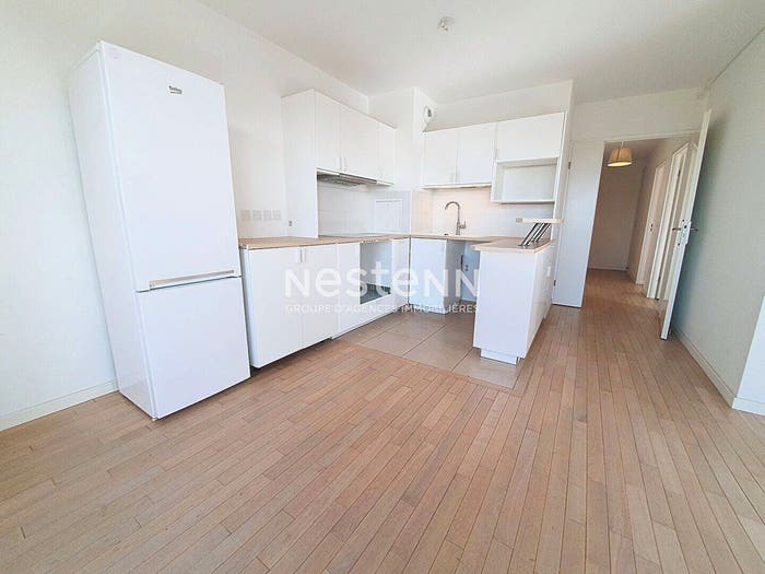 Bois de la Couronne, Bois-d'Arcy : Appartement 3 pièces à louer