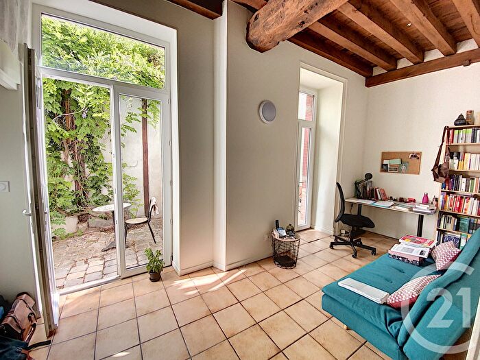 Appartement 1 pièce à louer - Orléans, Bourgogne, Saint-Euverte
