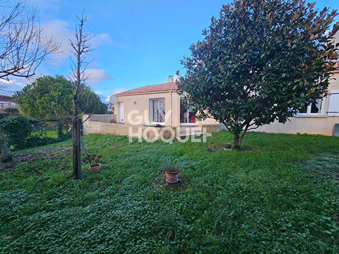 Maison à vendre - Fontenay-le-Comte, Centre-ville, Les Loges, La Pommeraie, La Sablière - 5 pièces - 4 chambres