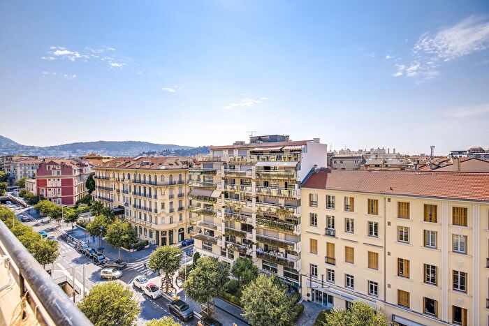 Appartement 3 pièces à vendre - Nice, Carré d'or
