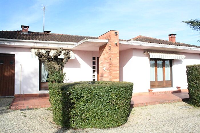 Maison à vendre - Graulhet - 4 pièces - 2 chambres