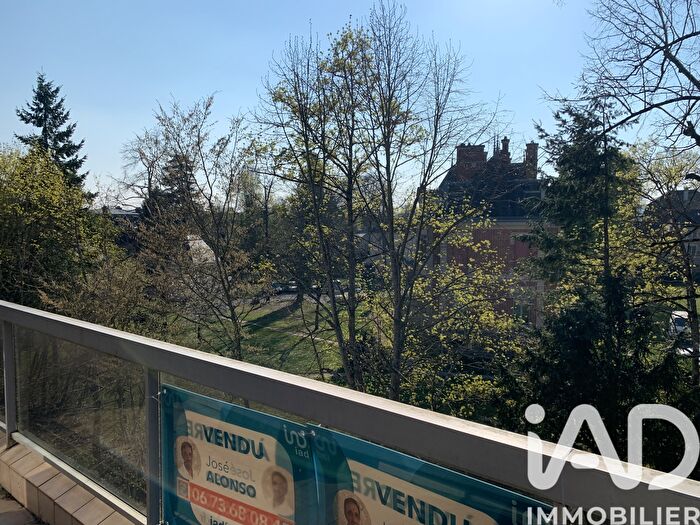 Appartement à vendre - Fontainebleau, Pleus - 3 pièces - 2 chambres