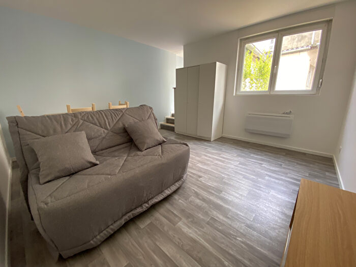 Appartement à louer - Amiens, Saint-Roch, Saint-Jacques - 1 pièce