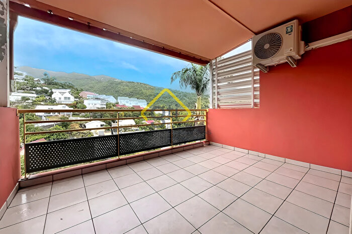 Appartement à louer - Saint-Denis, Providence, Les Camélias - 1 pièce