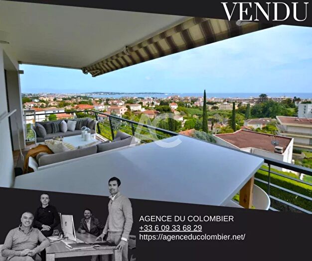Appartement à vendre - Vallauris, Les Paluds - 3 pièces - 2 chambres