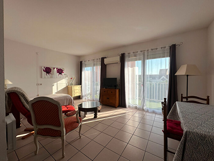 Appartement à louer - Béziers, Champ de Mars - 2 pièces - 1 chambre