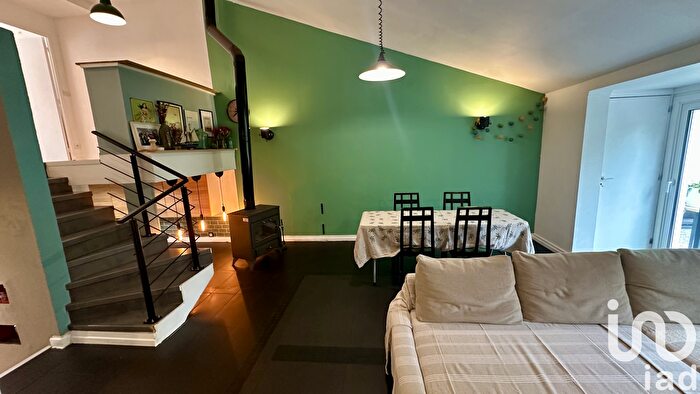 Maison à vendre - Savigny-le-Temple, Plessis-le-Roi - 4 pièces - 2 chambres