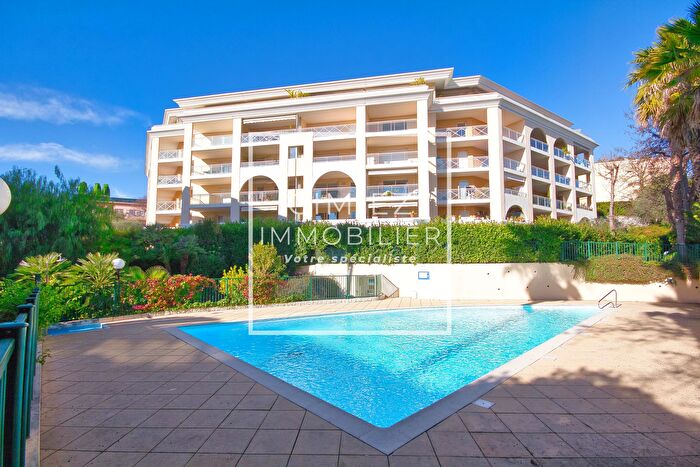 Appartement à vendre - Nice, Cimiez - 3 pièces - 2 chambres