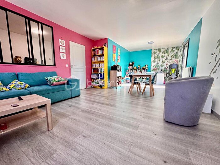 Maison à vendre - Estrées-Saint-Denis - 5 pièces - 3 chambres