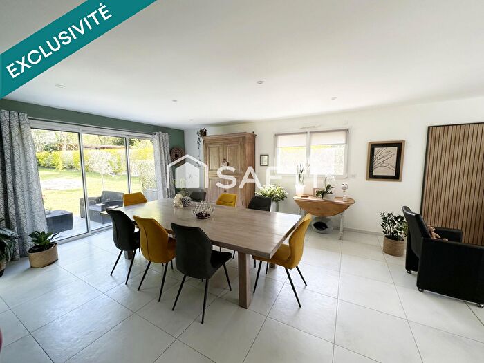 Maison à vendre - Blaison-Gohier - 5 pièces - 3 chambres