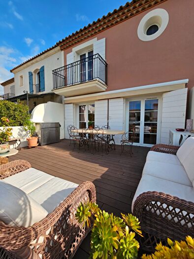 Maison à vendre - Aigues-Mortes - 4 pièces - 3 chambres